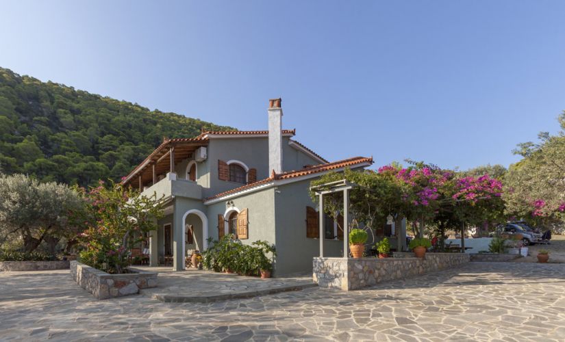 Μεσιτικό Γραφείο Σαρωνικός Κόρινθος Σπίτι